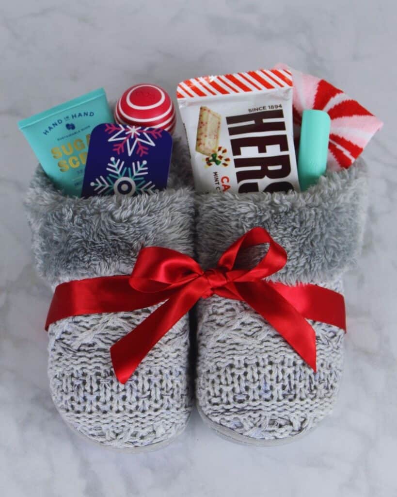 4 Cute Slipper Christmas Gift Basket Ideas