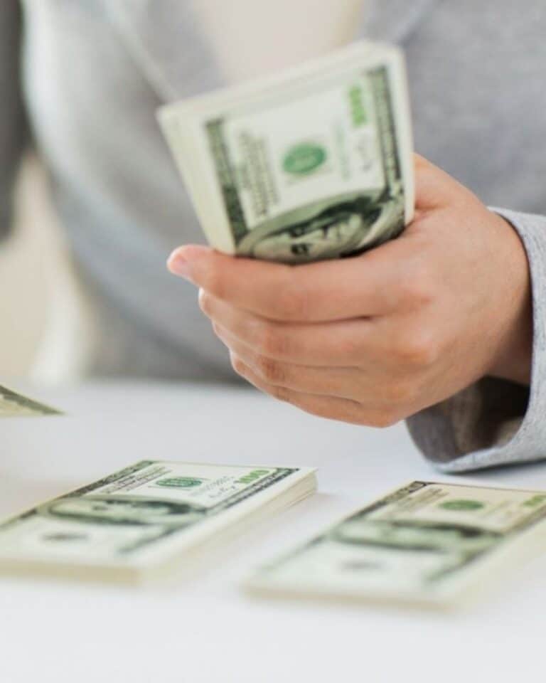 How Much is 6 Figures? (6 Figure Salary Guide for 2023)