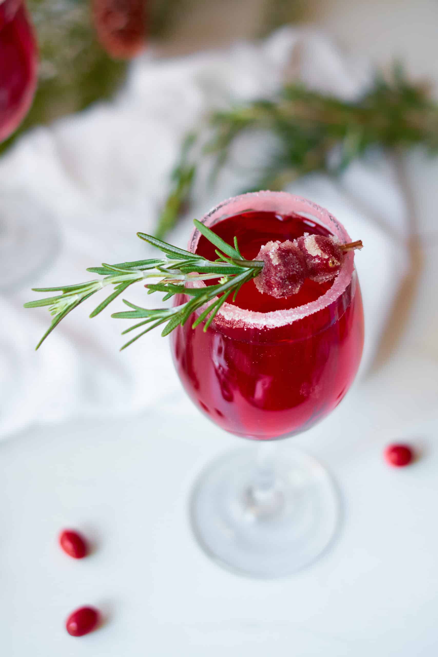 30 Festive Christmas Cocktails