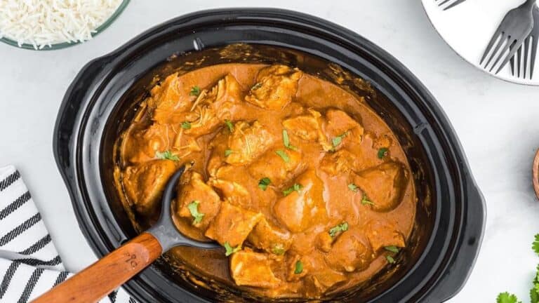 25 Slow Cooker Dinners (For Stress-Free Weeknights)