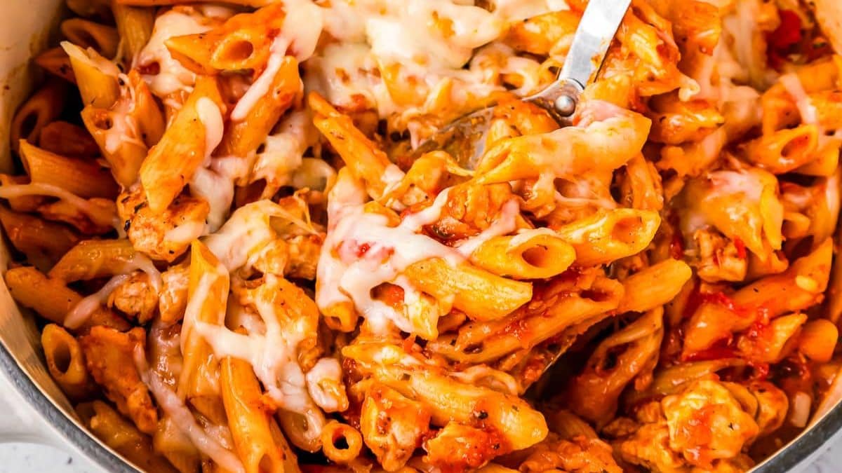 11 Chicken Pasta Recipes That Make Dinner Time Easy