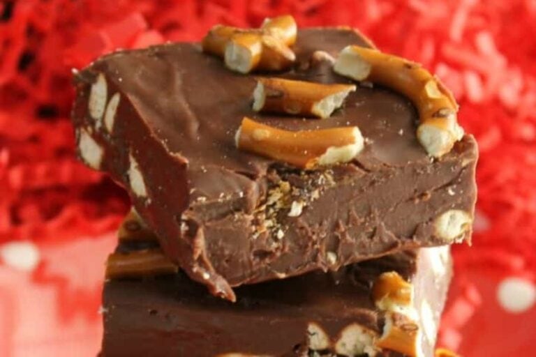 15 Cheap 3 ingredient fudge recipes for Christmas